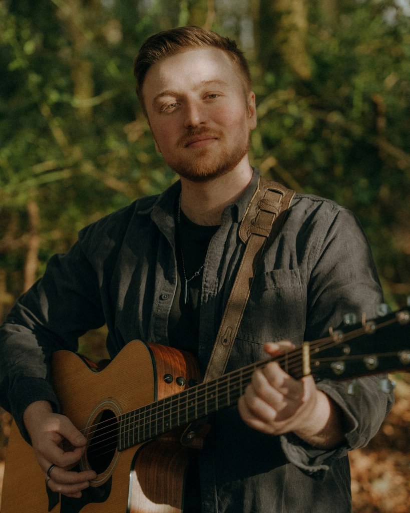 Get to Know: singer-songwriter Ben Hutcheson – Jem Girl at the Piano